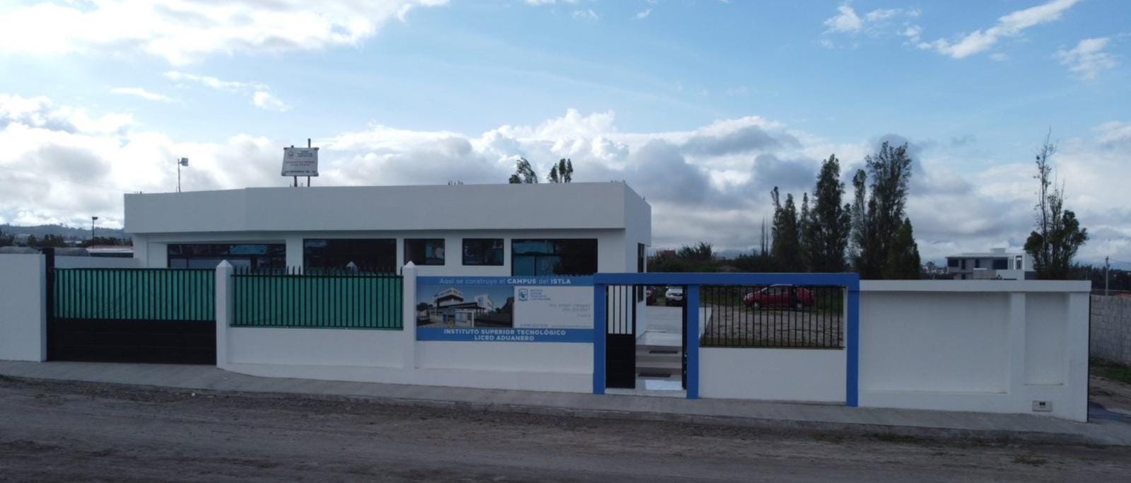 INSTITUTO SUPERIOR TECNOLÓGICO LICEO ADUANERO