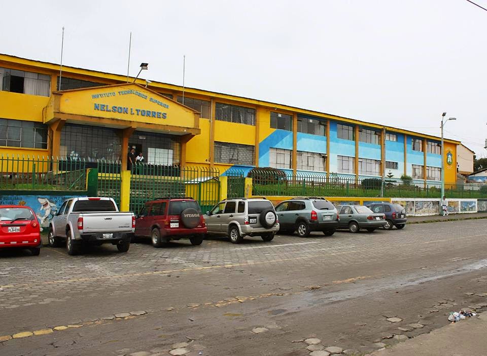 INSTITUTO SUPERIOR TECNOLÓGICO NELSON TORRES